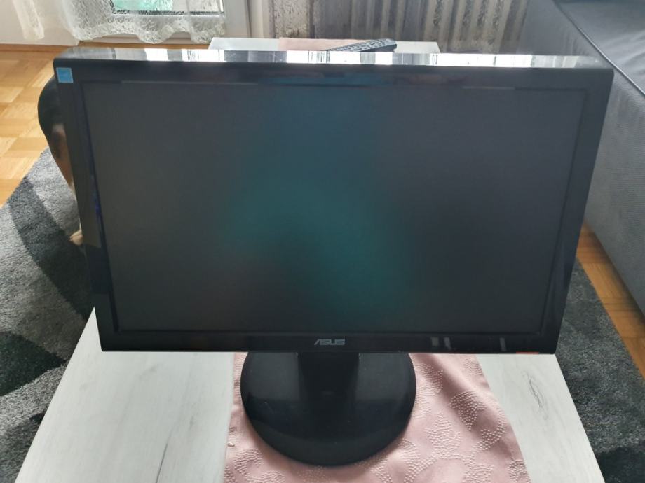 Memorije , monitor , card reader , HDD