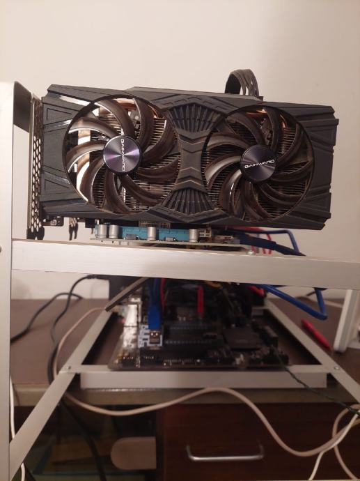 Mining rig Geforce gtx 1660super -6kartica- moguća pojedinačna prodaja