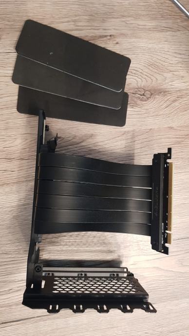 Phanteks Vertical GPU kit - Vertical mount