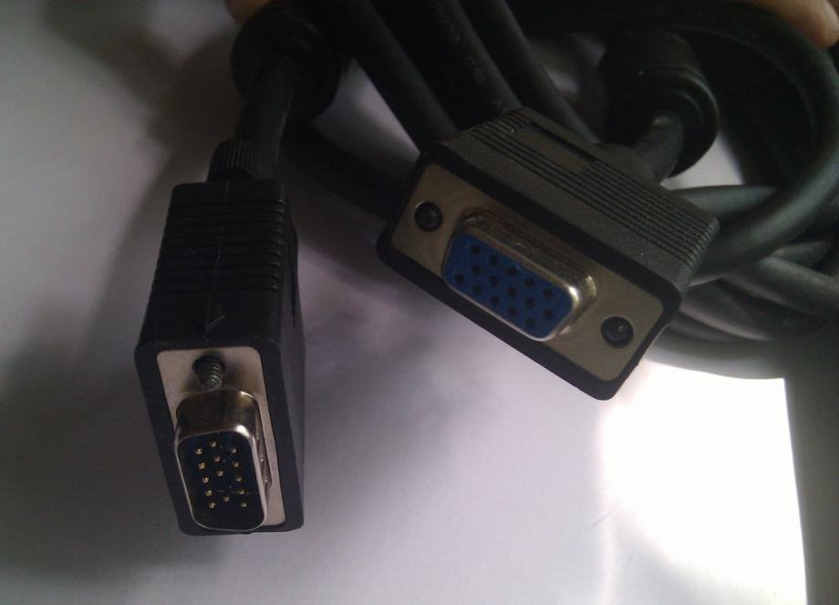 Produžni kabel za monitor/projektor i sl. D-sub 3 metra