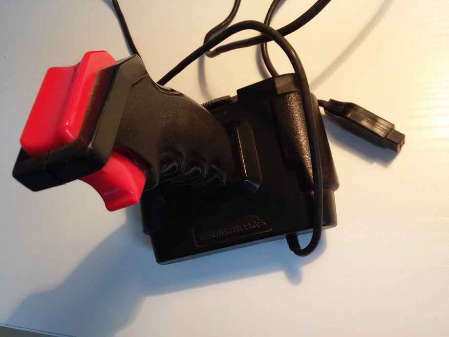 QUICK SHOT JOYSTICK za AMIGA, COMMODORE ATARI, AMSTRAD SPECTRUM...