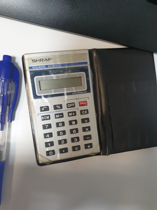 SHARP EL-838 prodajem digitron stariji