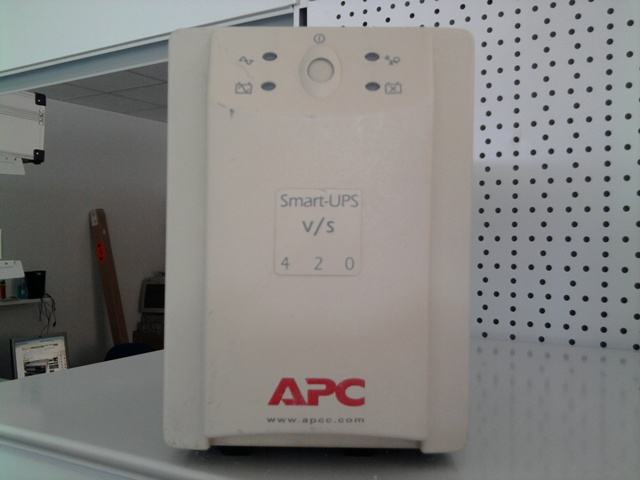 Smart UPS V/S 420 APC