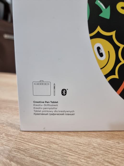 WACOM INTUOS M GRAFICKI TABLET *DO 24 RATE* POVOLJNO! R1!