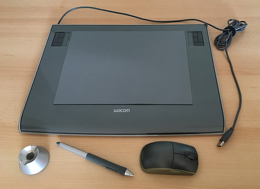 Wacom Intuos3 Pen Tablet PTZ-930G