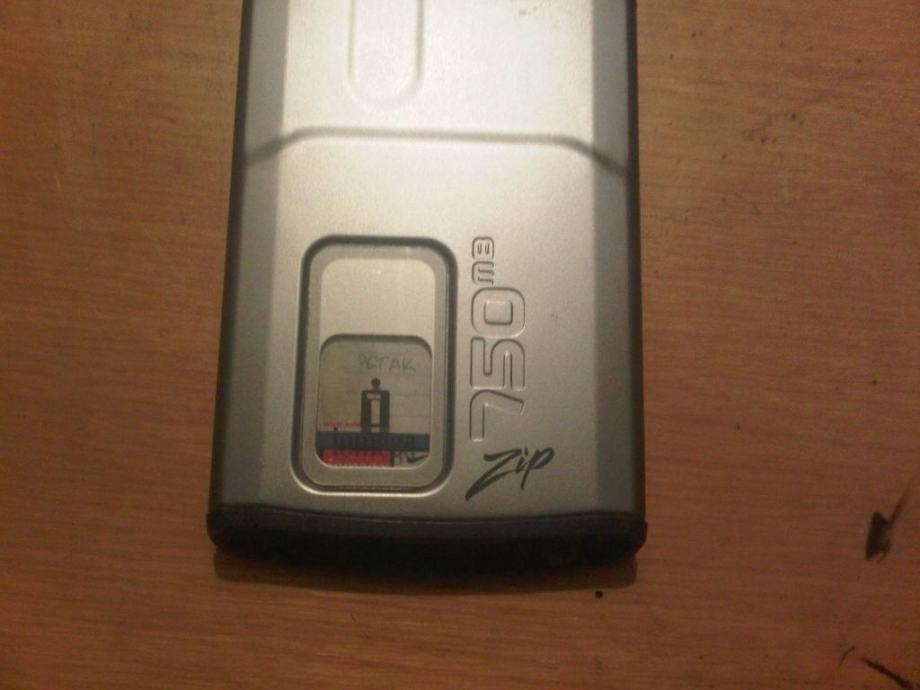 ZIP drive 750MB USB