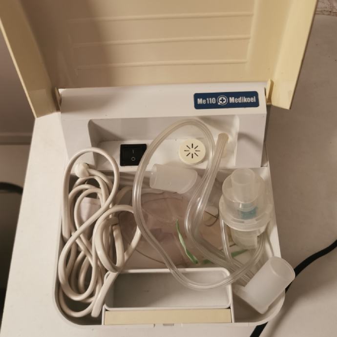 Kompresijski inhalator Medikoel me110