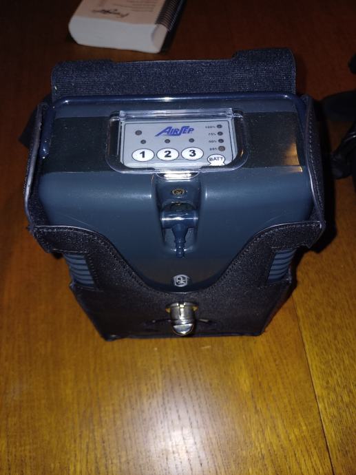 》AKCIJA 《 Prijenosni koncentrator kisika AirSep