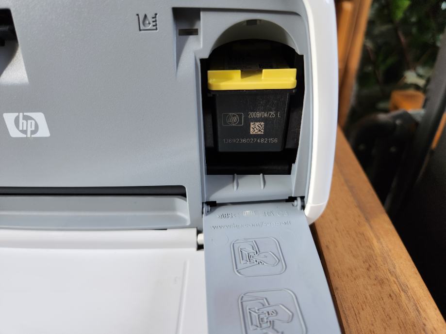 HP Photosmart A320 mini printer za fotografije / Fotoprinter