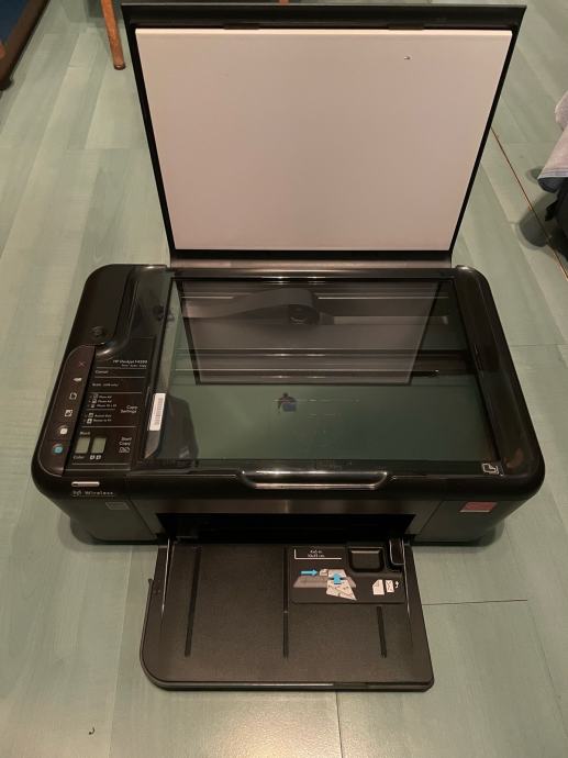 Prodajem printer HP Deskjet F4580