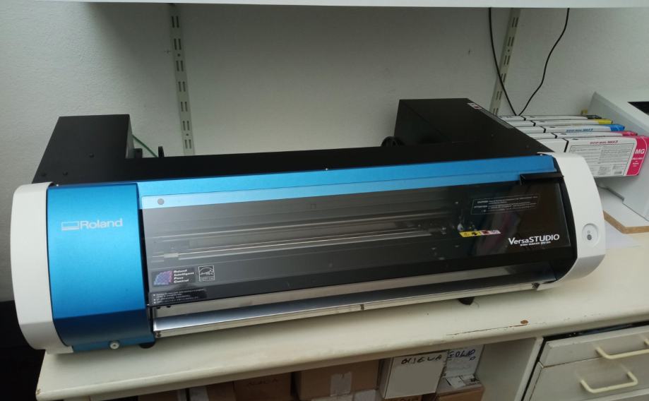 Roland BN-20 printer cutter