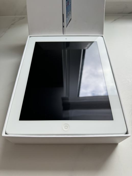 iPad 4 16gb wifi + sim card