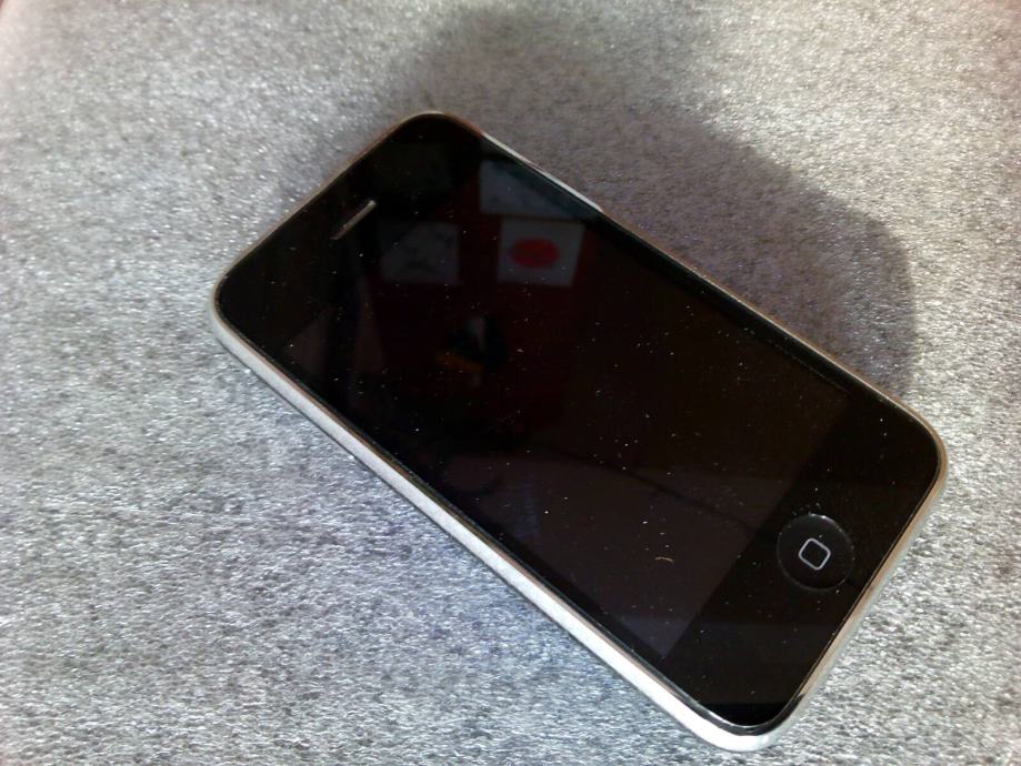 iphone 3gs 300 kn
