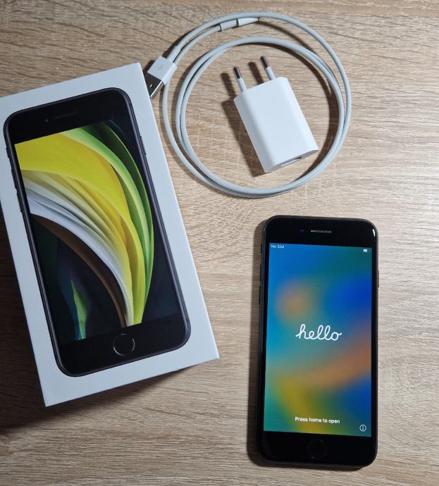 iPhone SE 2020, Midnight, 64GB (cijena nije fiksna)