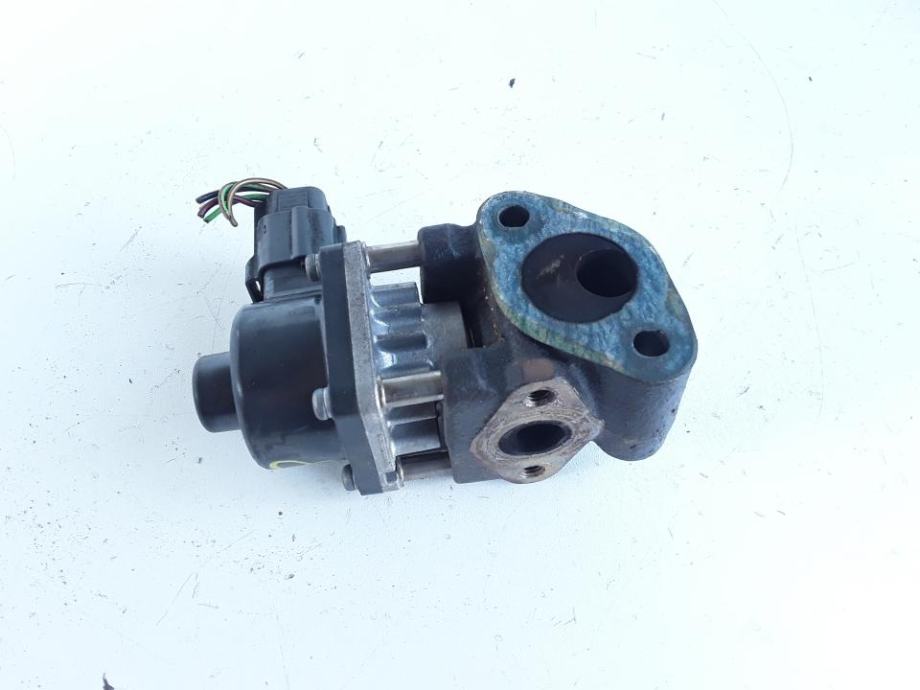 AGR 79073A Suzuki SWIFT 2005-2006