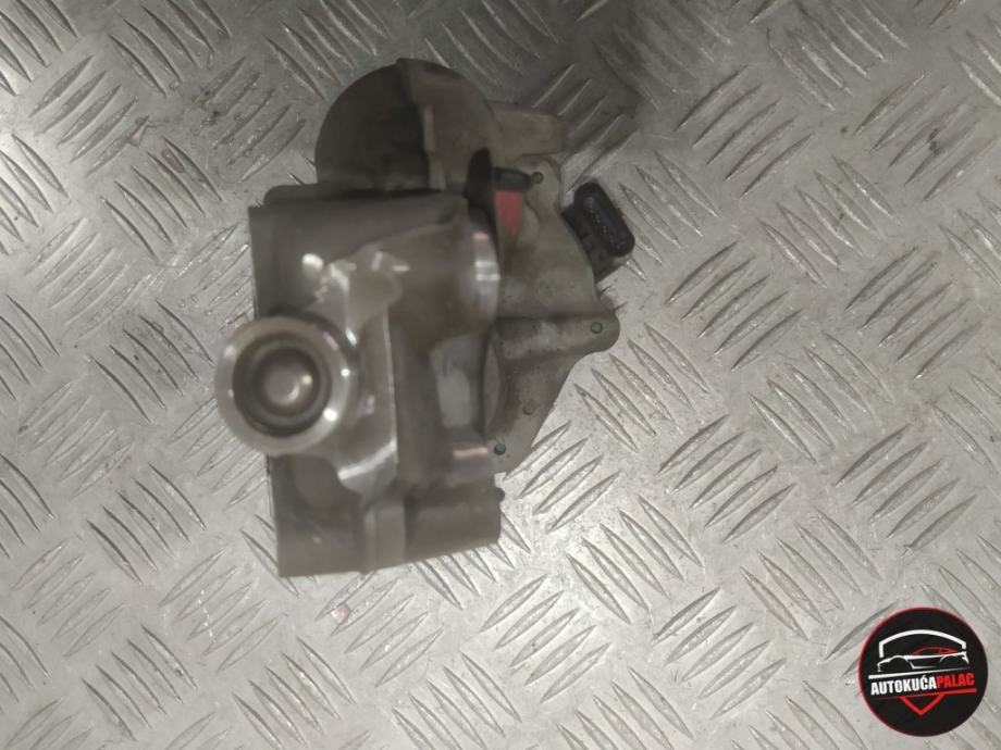 AGR EGR VENTIL Mercedes W212 A6511400660 KG1072