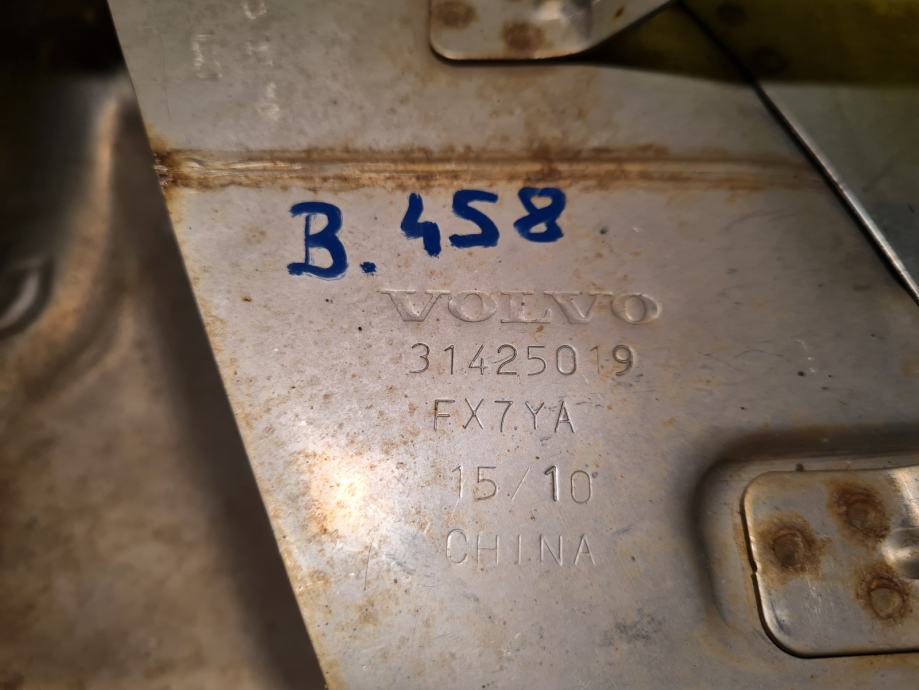 VOLVO XC60 auspuh rozeta / nastavak, 31425019