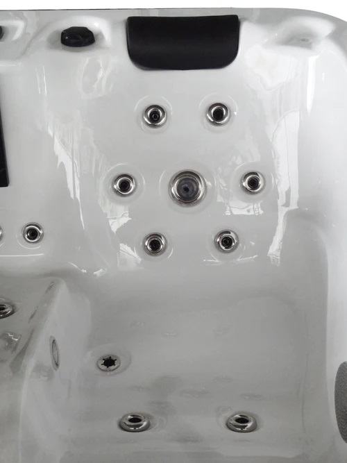 MASAŽNI BAZEN / JACUZZI SANOTECHNIK MODENA