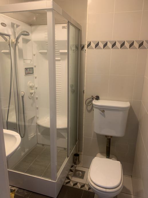Original Jacuzzi African Rain tuš kabina i masažna kada
