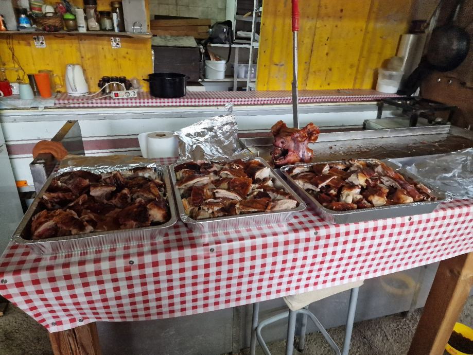 Janjetina sa ražnja, Domaće janje, Janjac, pećen na ražnju 33 e