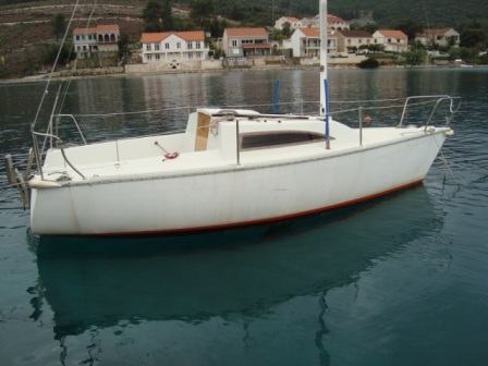 ELAN 19 - POVOLJNO 2000€