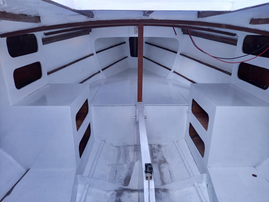 Jedrilica Cape Henry 21 gaff cutter