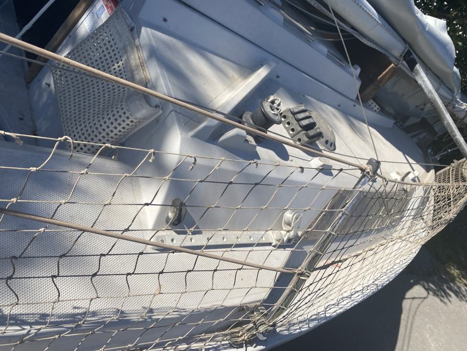 Jedrilica Edel, trailer boggi, motor Suzuki 6, te oprema i pribor