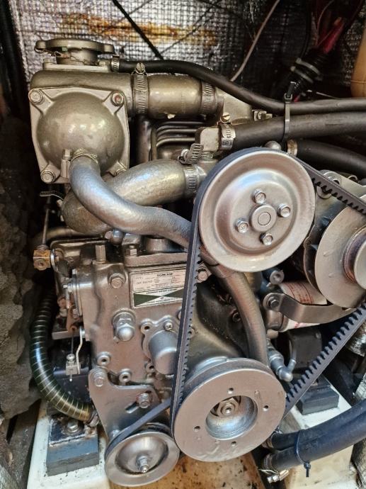 Jedrilica Hunter 35 Legend