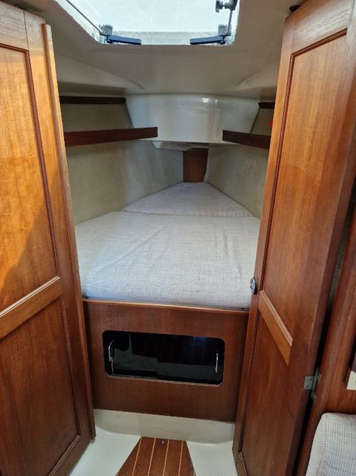 Jedrilica Hunter 35 Legend