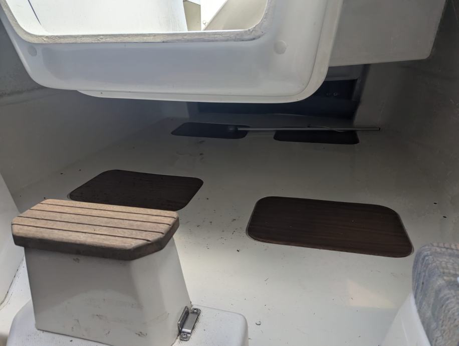 Jedrilica MAC GREGOR 26X