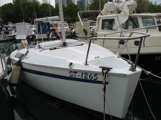 jedrilica microtoner 5,5m prodajem