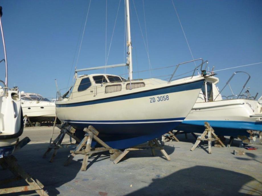 Motorna jedrilica LM24