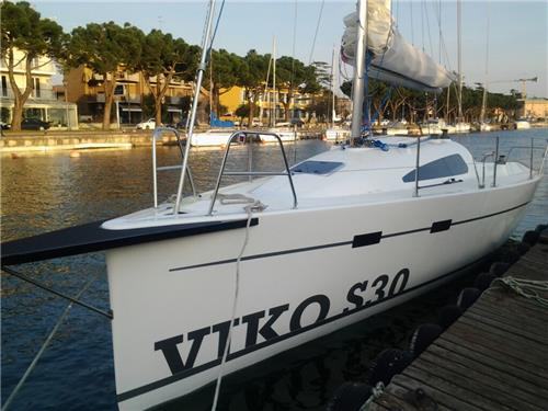 Jedrilica VIKO S 30
