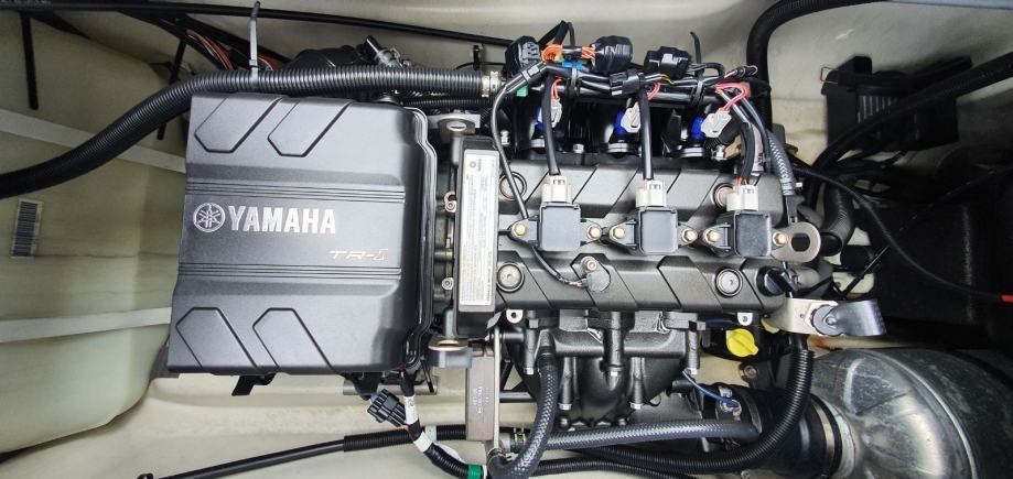 JET SKI YAMAHA VX 1050, 6000