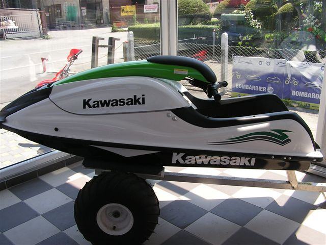 JET-SKI KAWASAKI SXR 800