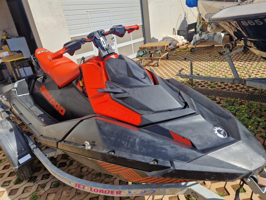 Sea doo Spark Trixx 3up 90hp 2021