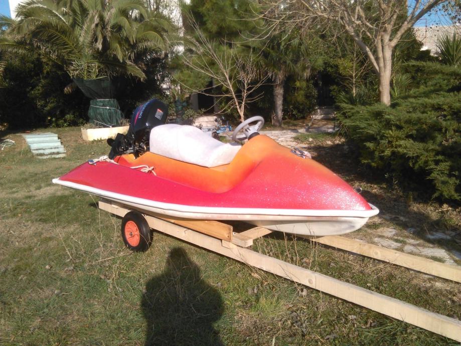 VODENI SKUTER TIP TIM 300-LAŠKO