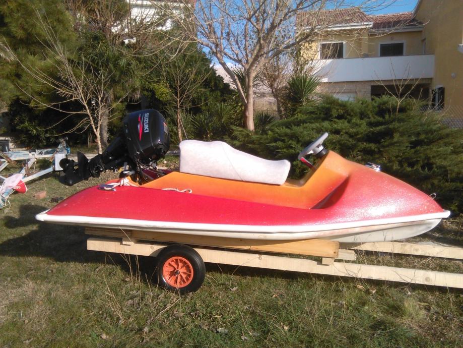 VODENI SKUTER TIP TIM 300-LAŠKO