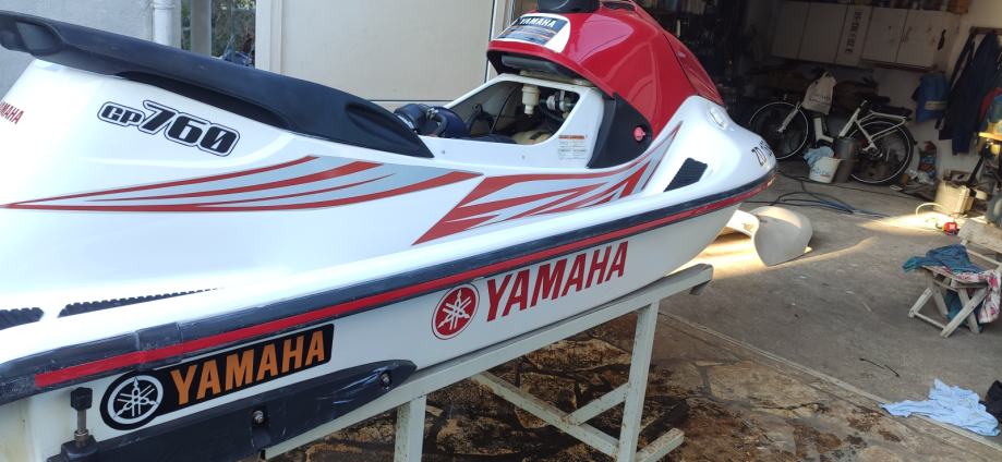 Yamaha GP760