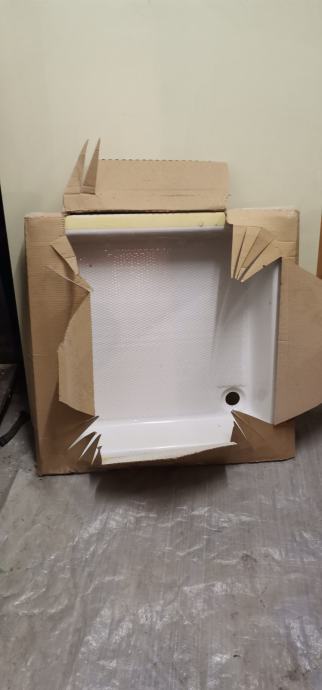 Plastična podna kada 80 X 80