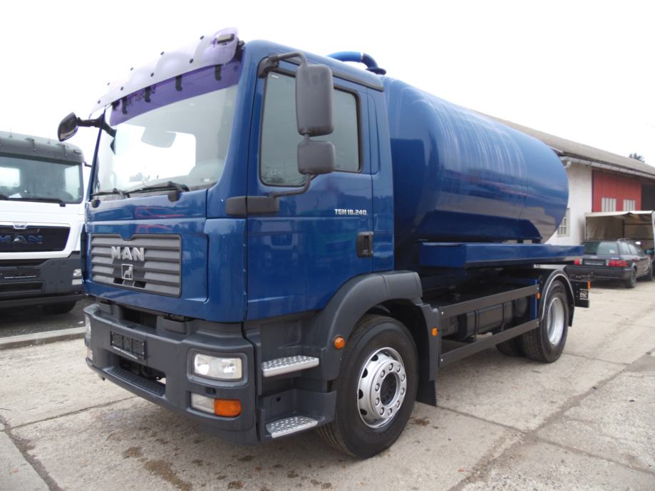 MAN 18.240 CISTERNA ZA FEKALIJE 2006 G, 2006 god.