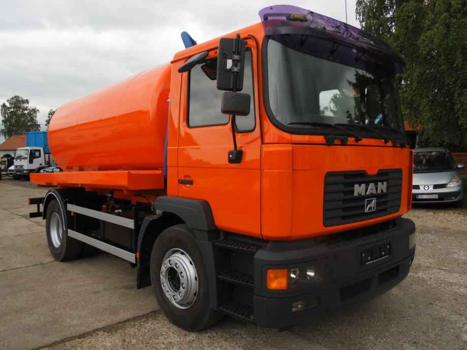 MAN 18.280 CISTERNA ZA FEKALIJE 2004 G, 2004 god.