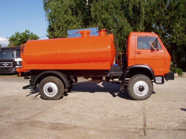 MAN 8.150 4X4 cisterna za fekalije 6500l, 1990 god.