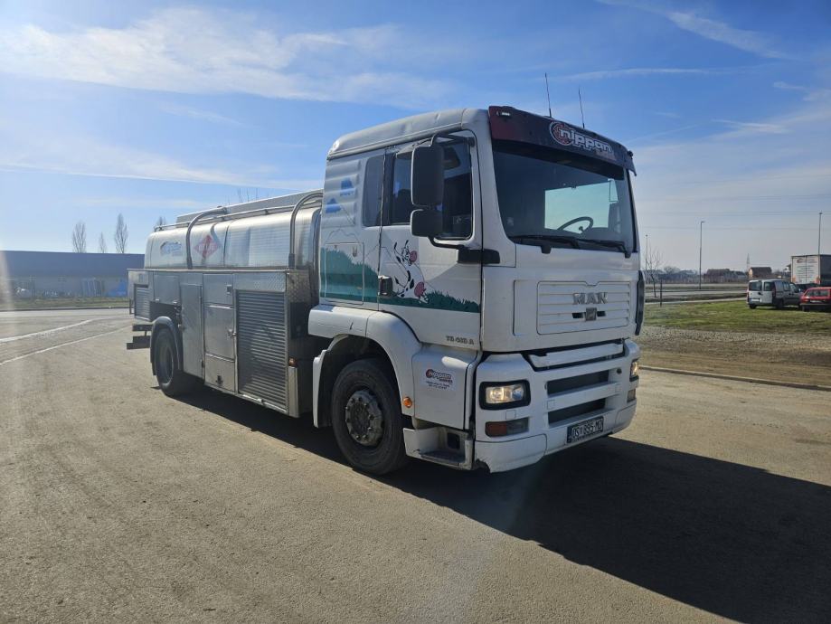 MAN - CISTERNA ZA PRIJEVOZ VODE I MLIJEKA - REGISTRIRANA 7/24, 2001 god.