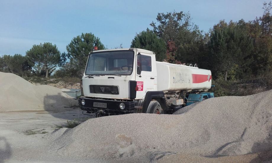 TAM 190 T15 cisterna, 1980 god.