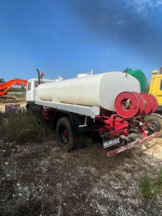 Tam 249/Tam 190 cisterne za vodu moze zamjene, 2000 god.