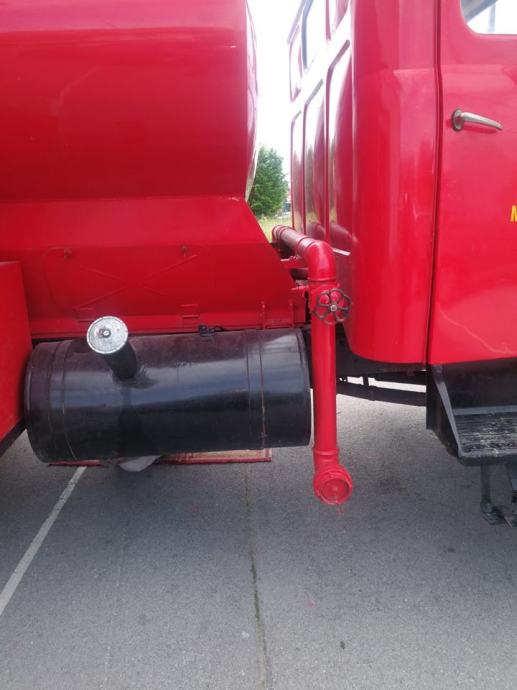 Vatrogasna cisterna TAM 5500 4x4, 1976 god.