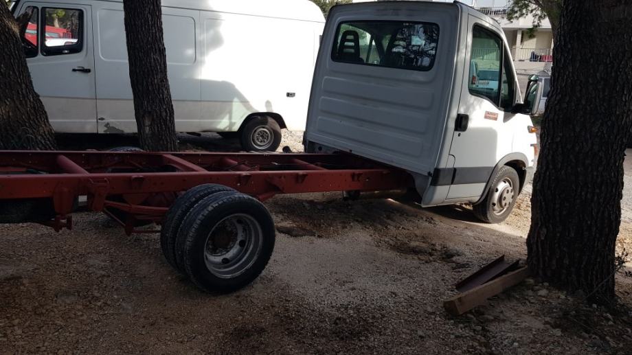 Iveco daily, sasija za kipera, 2000 god.