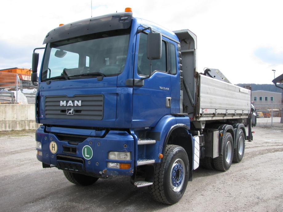 Kiper sa kranom MAN TGA 33.430, 2004 god.