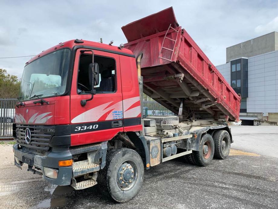 Mercedes Actros 3340, 2000 god.